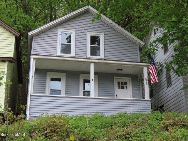 house with 3 bedroom, Adams MA DS104296589