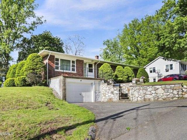 house with 3 bedroom, Adams MA ES104112236