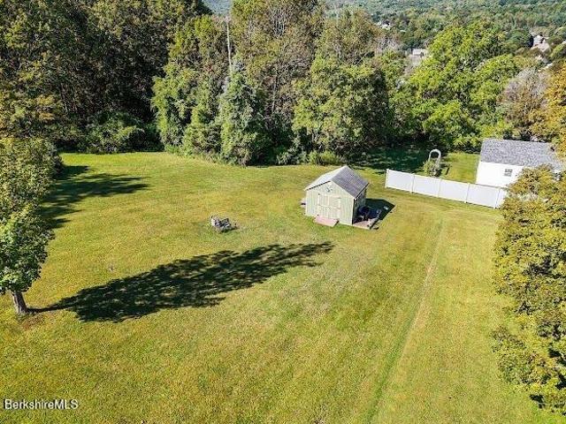 house with 3 bedroom, Adams MA ES105041498