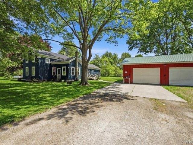house with 3 bedroom, Akron NY ES104901467