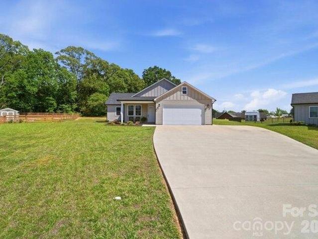 house with 3 bedroom, Albemarle NC DS103604405