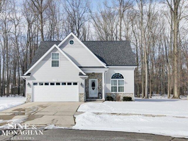 house with 3 bedroom, Algonac MI DS88101656
