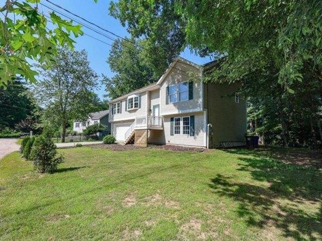 house with 3 bedroom, Allenstown NH ES105092395