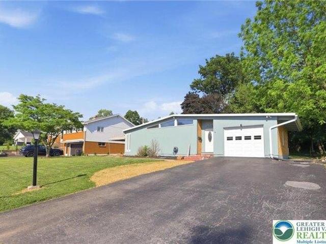 house with 3 bedroom, Allentown PA DS103587746
