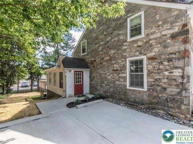 house with 3 bedroom, Allentown PA DS103602539