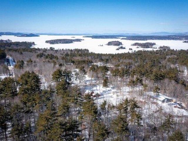 house with 3 bedroom, Alton NH DS101750327