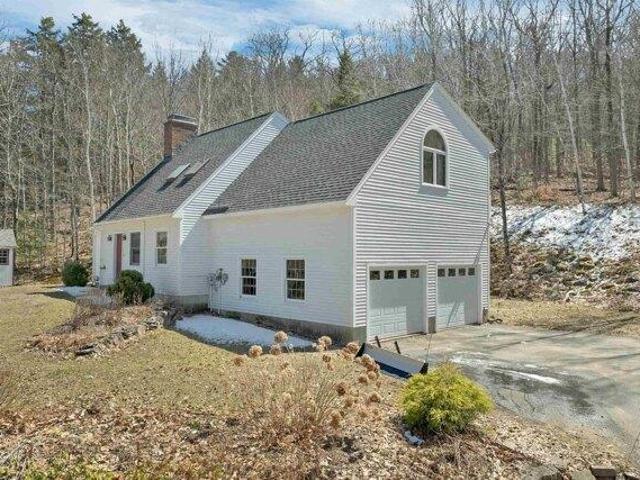 house with 3 bedroom, Alton NH DS104446004