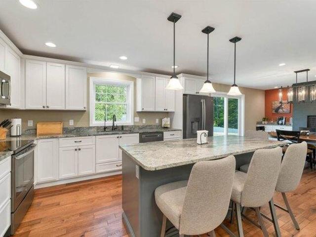 house with 3 bedroom, Alton NH ES103126819