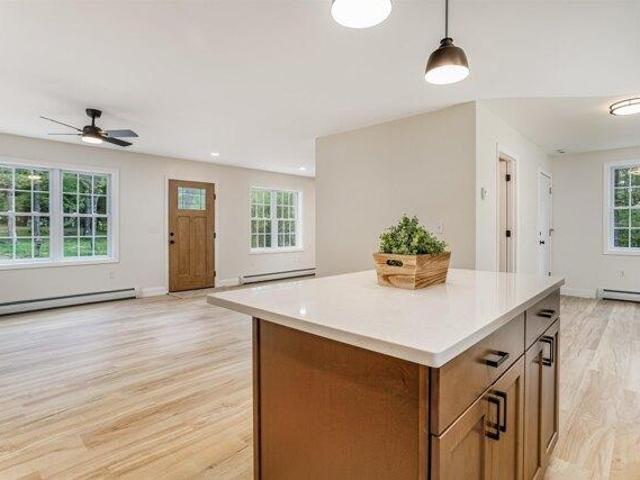 house with 3 bedroom, Alton NH ES105094730