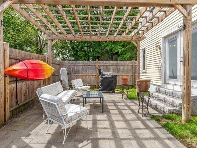 house with 3 bedroom, Amesbury MA DS102446266