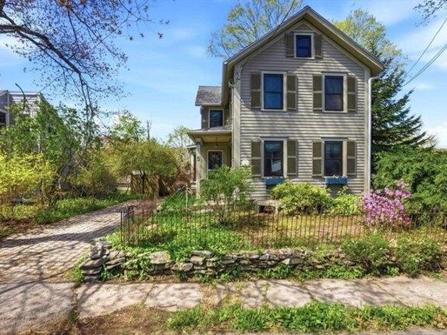 house with 3 bedroom, Amesbury MA DS102960643