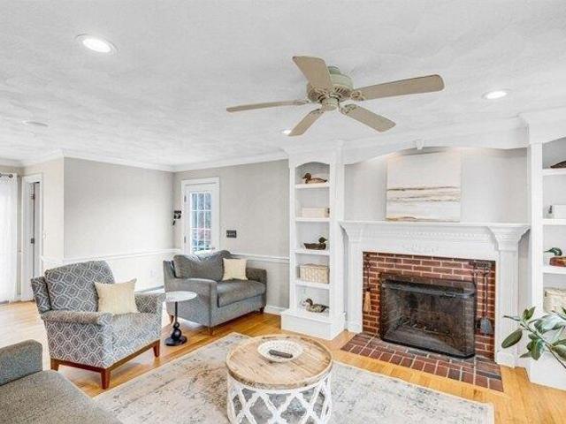 house with 3 bedroom, Amesbury MA DS104443407
