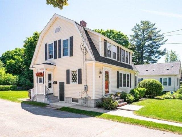 house with 3 bedroom, Amesbury MA ES103930212