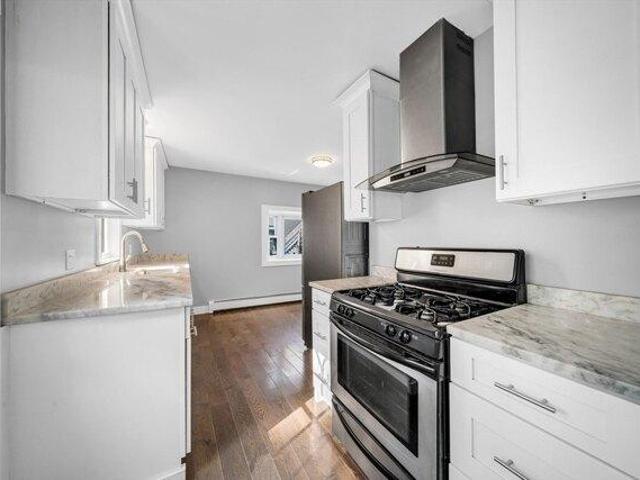 house with 3 bedroom, Amesbury MA ES104328814