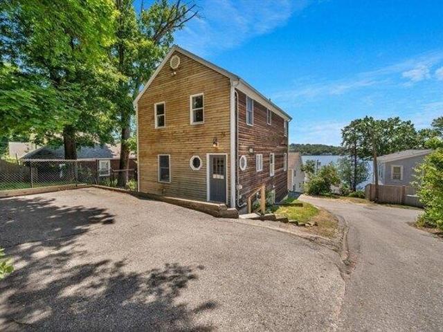 house with 3 bedroom, Amesbury MA ES104608438
