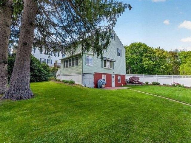 house with 3 bedroom, Amesbury MA ES105060268