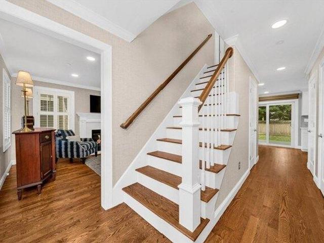 house with 3 bedroom, Amesbury MA ES105232931