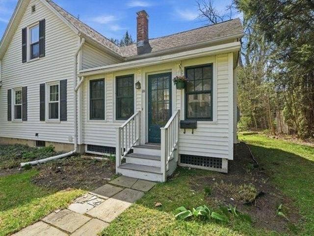 house with 3 bedroom, Amherst MA DLS103036256