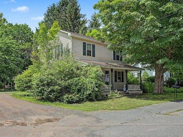 house with 3 bedroom, Amherst MA ES104512787