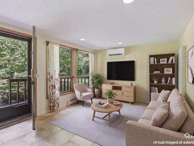 house with 3 bedroom, Amherst MA ES105082649