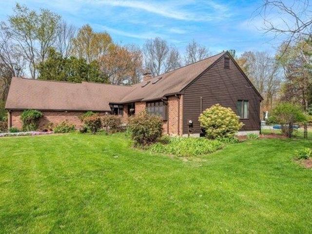 house with 3 bedroom, Amherst MA ES103127812