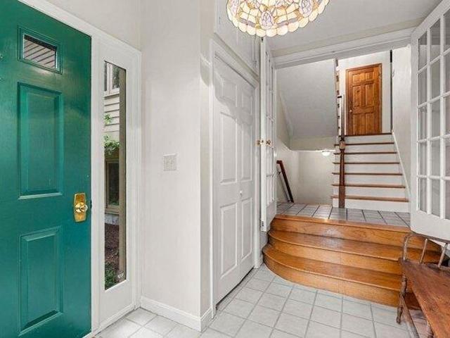house with 3 bedroom, Amherst NH ES104539368