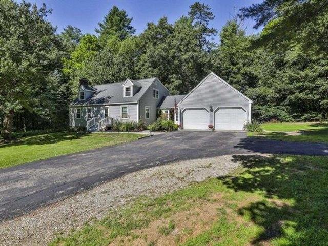 house with 3 bedroom, Amherst NH ES104792129