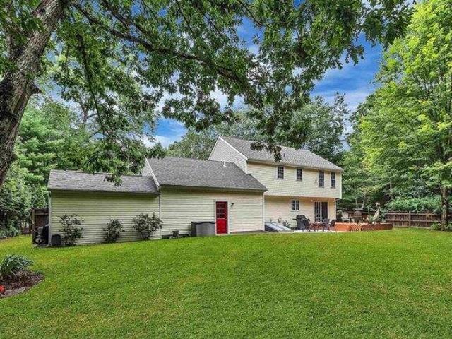 house with 3 bedroom, Amherst NH ES103247428