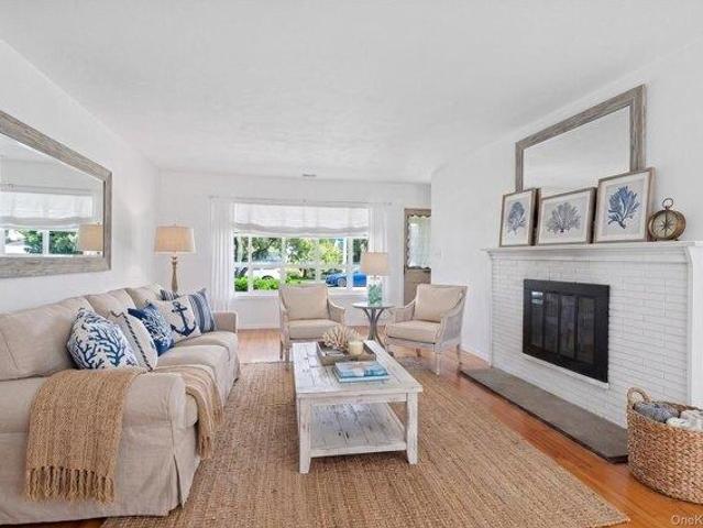 house with 3 bedroom, Amityville NY ES103623007