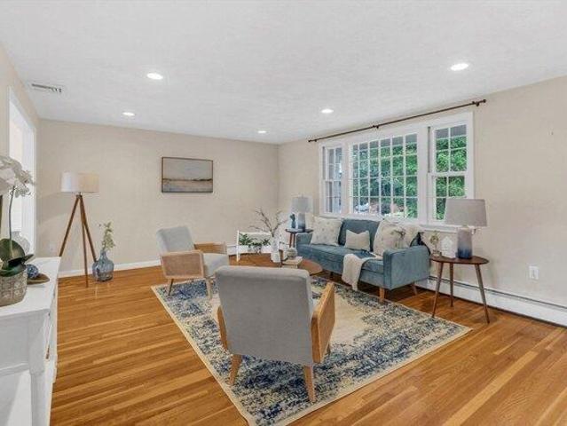 house with 3 bedroom, Andover MA ES105113953
