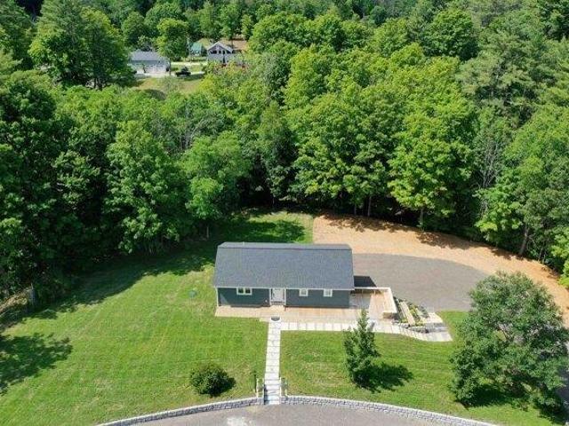 house with 3 bedroom, Andover NH ES104513267