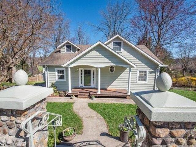 house with 3 bedroom, Andover NJ DLS102801157