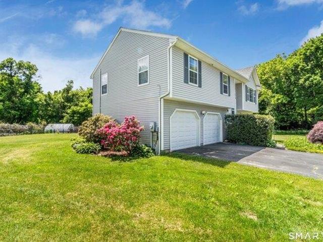 house with 3 bedroom, Ansonia CT DS103189535