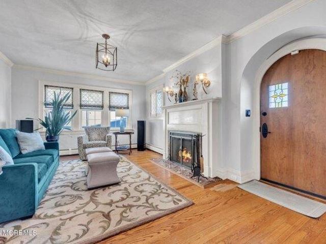 house with 3 bedroom, Asbury Park NJ DLS101633797