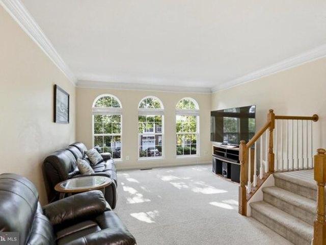 house with 3 bedroom, Ashburn VA ES104907042