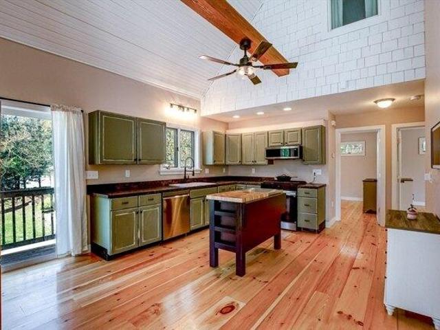 house with 3 bedroom, Ashburnham MA DS102860144