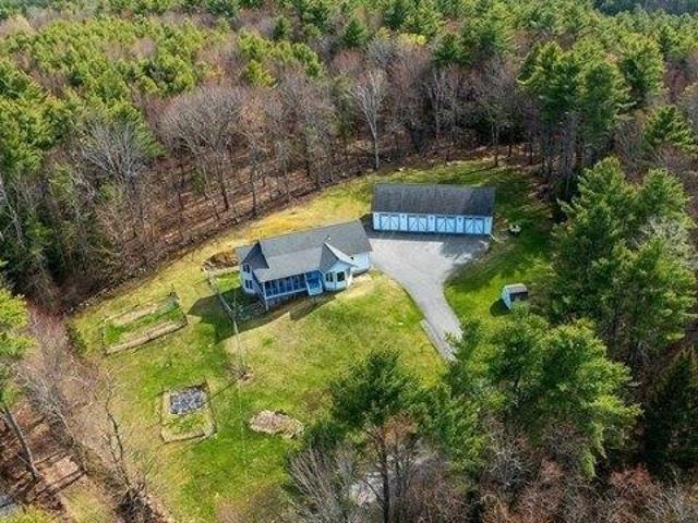 house with 3 bedroom, Ashburnham MA ES104078329