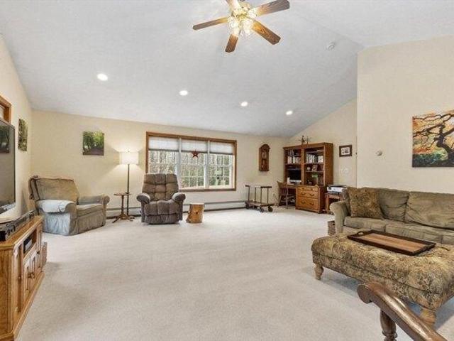 house with 3 bedroom, Ashby MA DS102960026