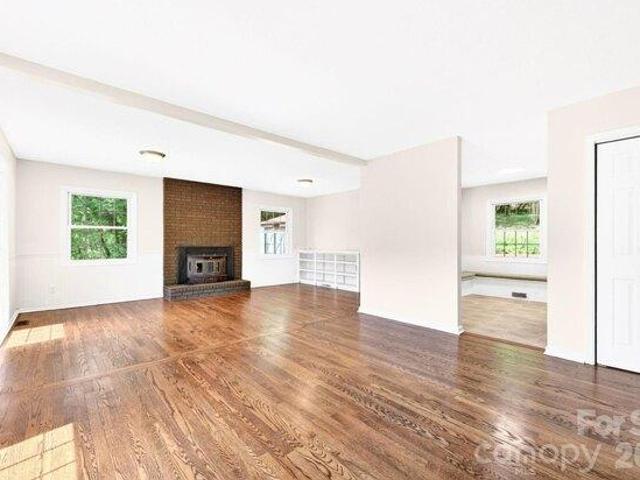 house with 3 bedroom, Asheville NC ES104902836