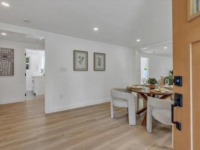 house with 3 bedroom, Ashland MA DLS102561586