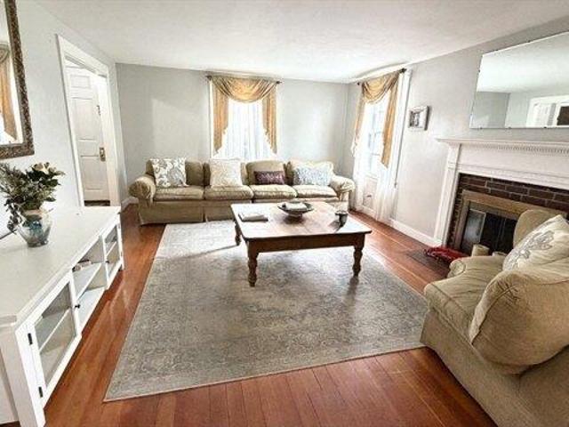 house with 3 bedroom, Ashland MA ES104043227
