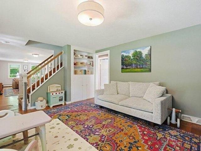 house with 3 bedroom, Ashland MA ES103774174