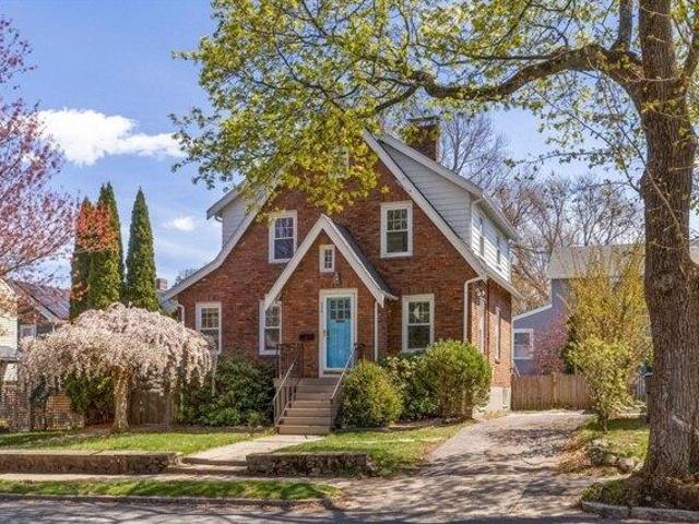house with 3 bedroom, Arlington MA DS102595538