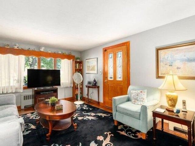 house with 3 bedroom, Arlington MA DS104481434