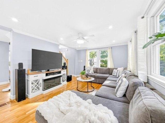 house with 3 bedroom, Arlington MA ES103436977