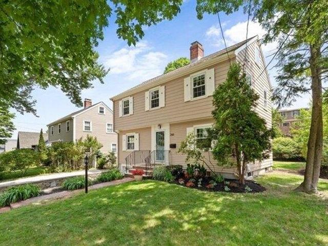 house with 3 bedroom, Arlington MA ES103437157