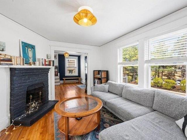 house with 3 bedroom, Arlington MA ES103072298