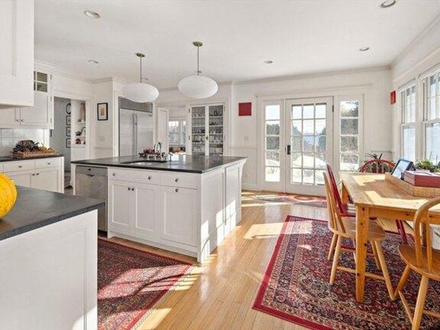 house with 3 bedroom, Arlington MA ES103162196