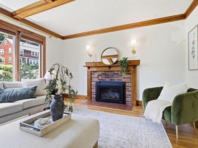 house with 3 bedroom, Arlington MA ES104265302