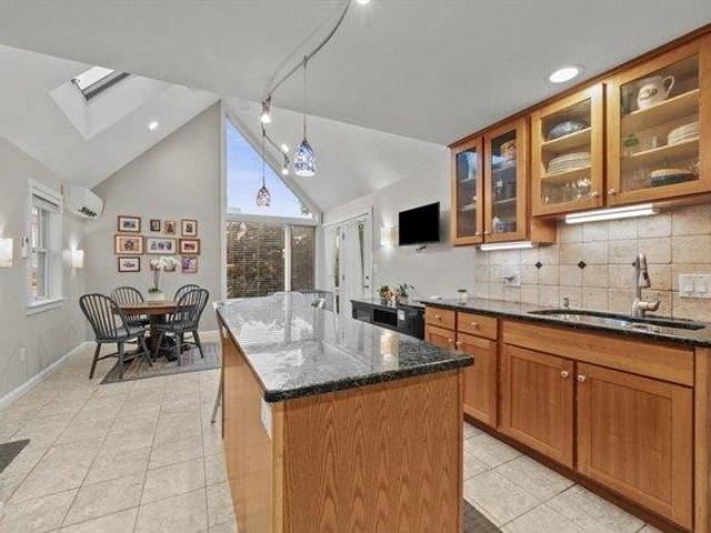 house with 3 bedroom, Arlington MA ES105105108